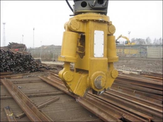 RS330 RAIL SHEAR | Other Equipment | Railroad Equipment | Colmar Equipment